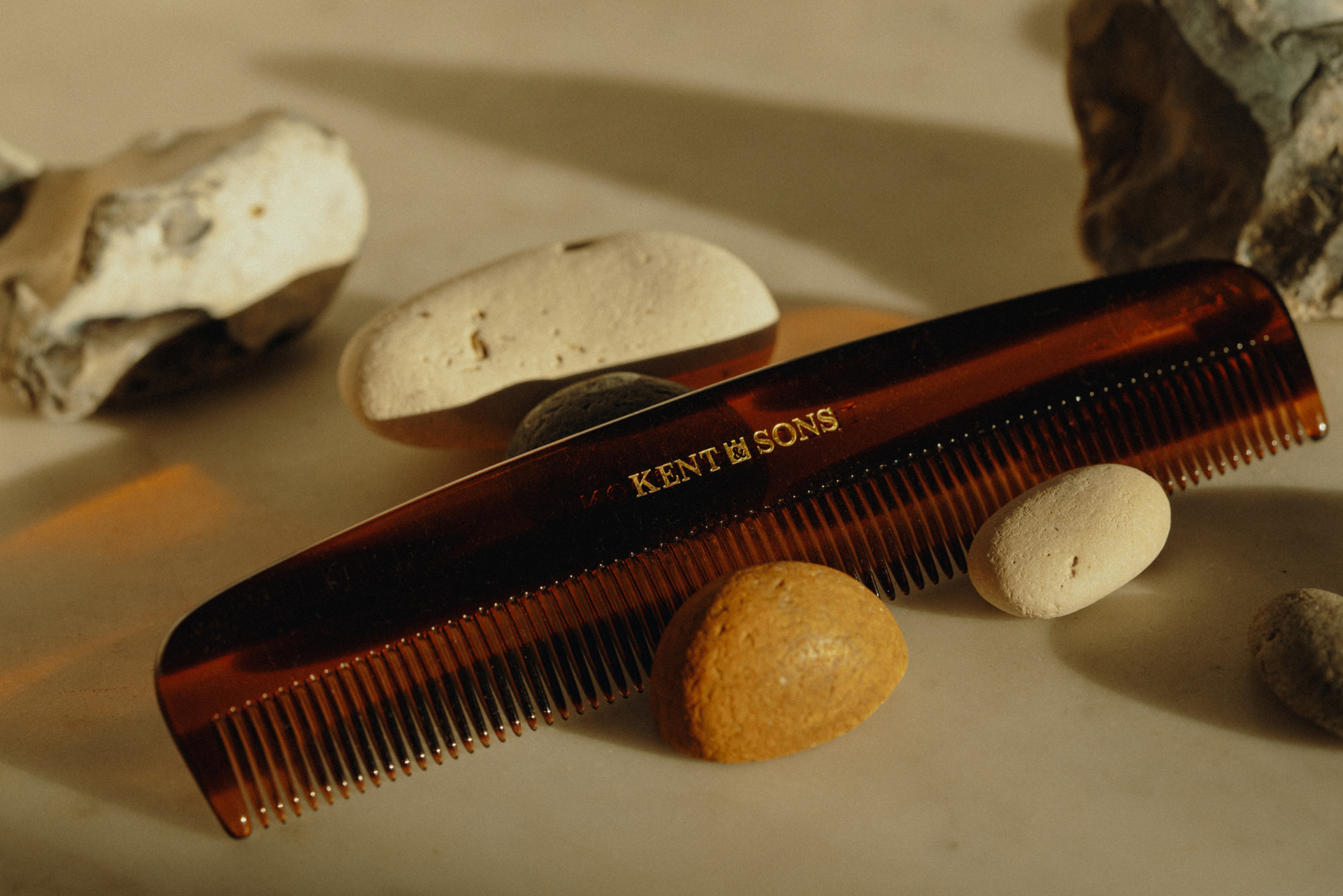 A BRIEF HISTORY OF COMBS – Qompendium